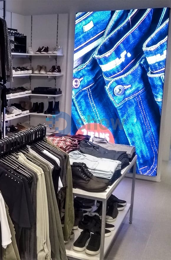 Como funciona a Vitrine Digital: saiba tudo - Painel de LED